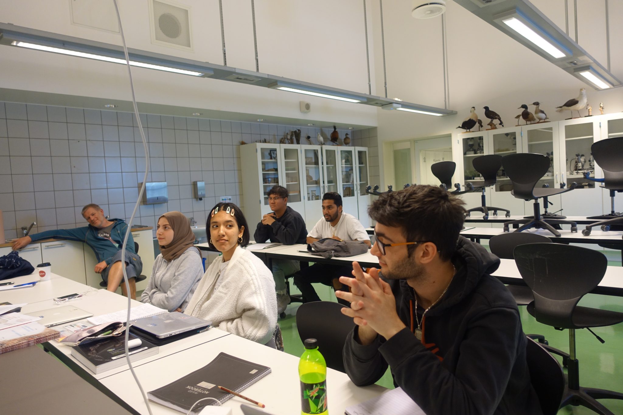 SmåGENialt: Hva mener ungdom om gentester? - Bioteknologirådet